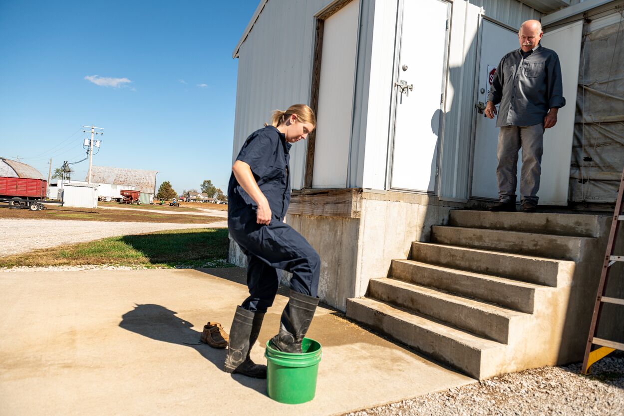 Biosecurity is center of best farrow to finish performance - ProSwine